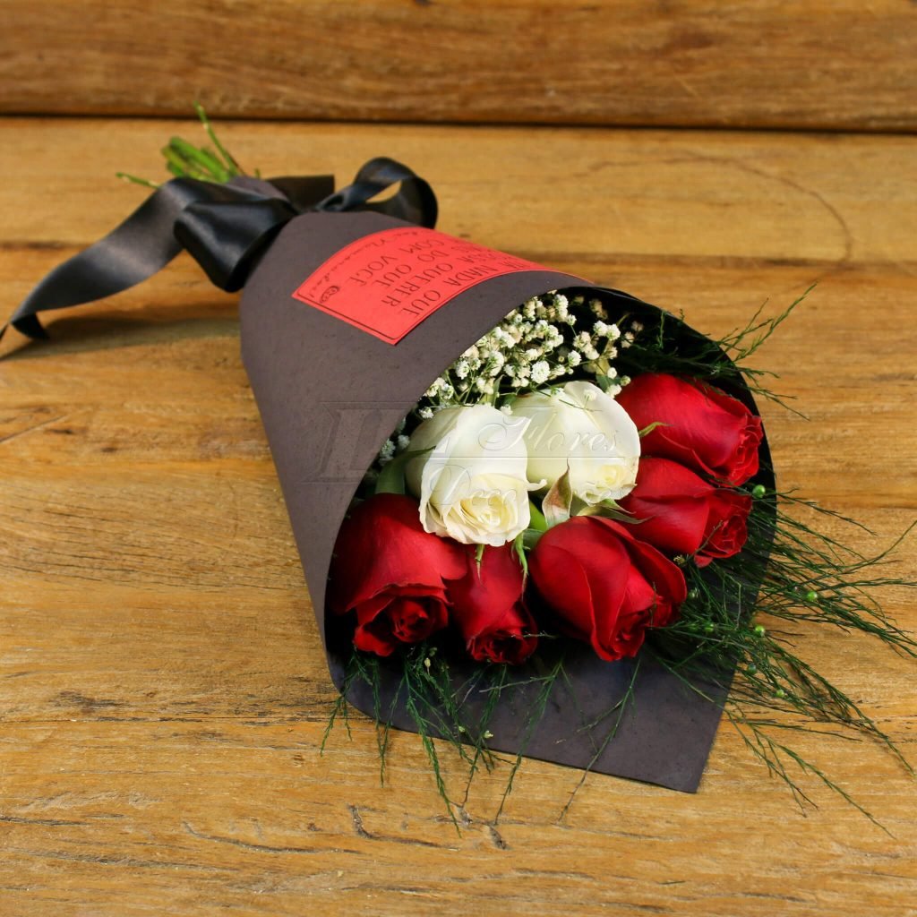 Principal | Liz Flores